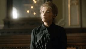 Film Review Radioactive 2019 Rosamund Pike Succeeds In Marjane Satrapis Glowing Adaptation