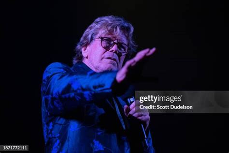 802 Peter Noone Photos And High Res Pictures Getty Images