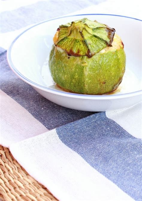 Пълнени тиквички „Четири сирена