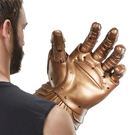 Marvel Legends Articulated Electronic Infinity Gauntlet Geekalerts