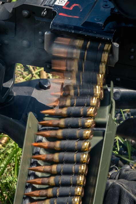 Dvids Images U S Marines Conduct A M240b Machine Gun Live Fire