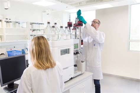 Impact Of Continuous Chromatography Mode On Protein A Resin Lifetime