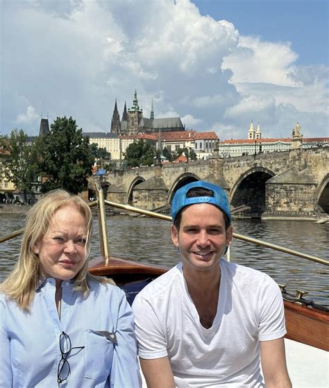 Tori Spelling Jealous Of How Mom Candy Spoils Josh Flagg Report