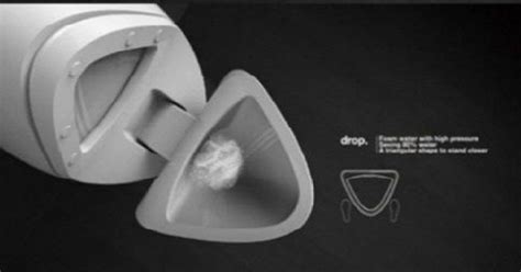 미래의 화장실 손짓 하나에 소변기 좌변기 변신 신기해