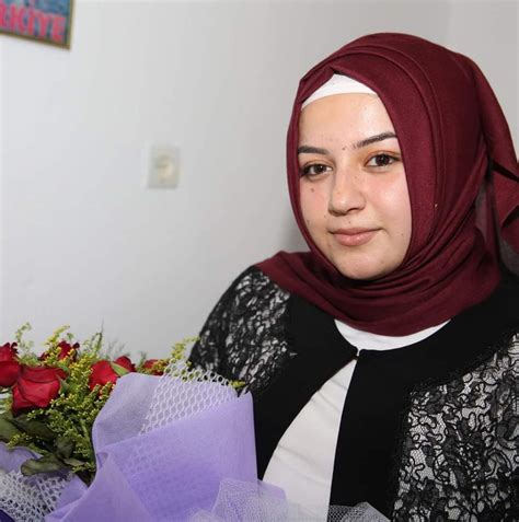 Türbanlı Evli Oya Efsane Türk İfşa Alemi Türk İfşa Reklamsız