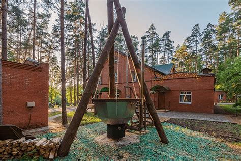 Камбары - отдых в сосновом лесу на берегу реки.