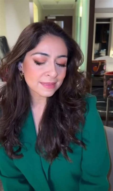 Maheep Kapoor Maheep Kapoor And Bhavana Pandey Frolic In Sydney With Other Bollywood Wives