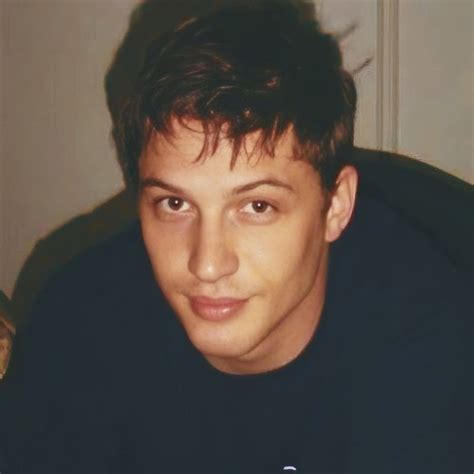 𝐓𝐨𝐦 𝐇𝐚𝐫𝐝𝐲 Tom Hardy 90s Young Tom Hardy Tom Hardy Myspace Era