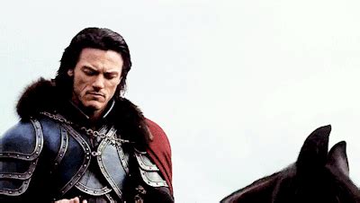 Luke Evans Tumbex