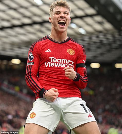 Rasmus Hojlund Appears To Ignore His Lookalike Sean Millis After Man Uniteds 3 0 Win Over West