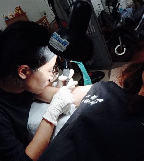 Ly Cf Dang Dở Một điếu Thuốc Chưa Tàn Ai Bước Qua Bản Ngã để đi Vào Nhân Gian Que Sera Sera