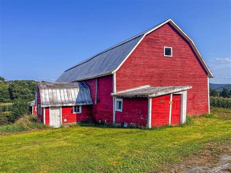 Barn On The Farm Online Puzzle