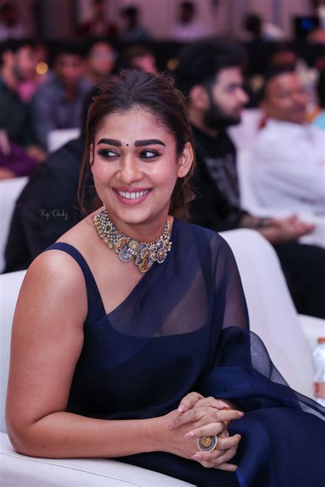 Nayanthara In Black Saree Hd Image Gallery Photo Plus Gold Big Size Image Film S In 2024