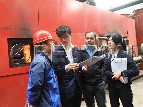 Wood Vinegar And Tar Is Produced In Biomass Carbonization Machine