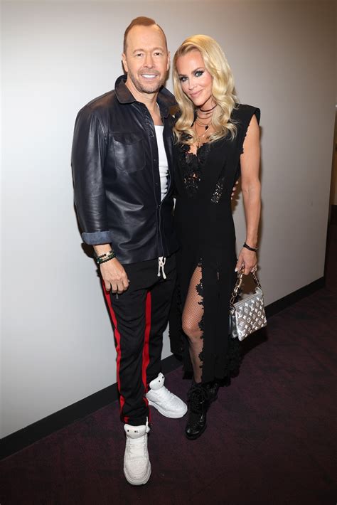 Kimberly Fey And Donnie Wahlberg Wedding 60 Photos