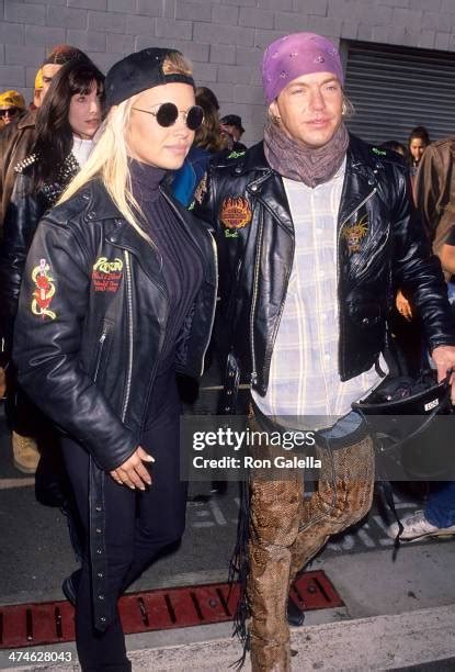 Pamela Anderson Brett Michaels Photos And Premium High Res Pictures