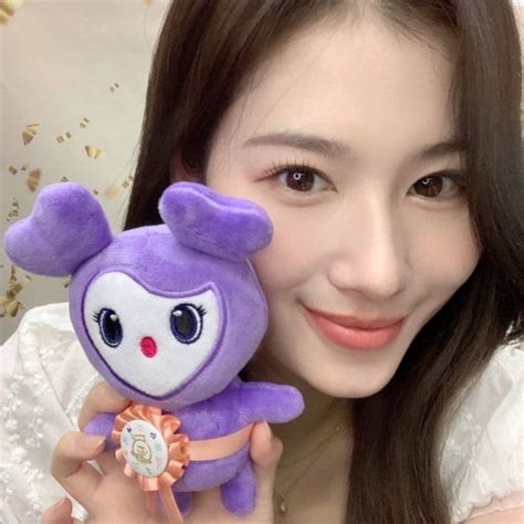 Twice Sana Icon Selca Twice Sana Twice Nayeon