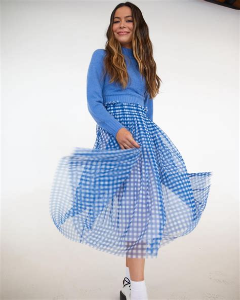 Miranda Cosgrove At A Photoshoot October 2021 Hawtcelebs