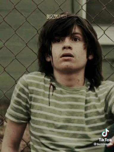 𝖱𝗈𝖻𝗂𝗇 𝖠𝗋𝖾𝗅𝗅𝖺𝗇𝗈 [video] Hottest Guy Ever Attractive Guys Robin