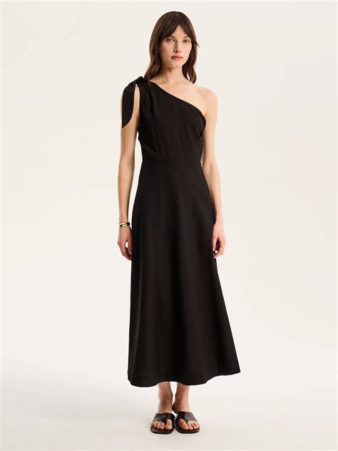 Junaya Dress In Black Omnes