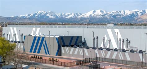 Innovating Data Infrastructure Aligned Data Centers