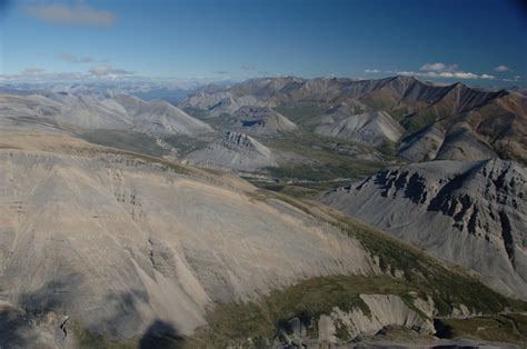 Paul Sanborn Mackenzie Mtns Nwt