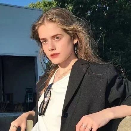欧美女生头像 高清图片，堆糖，美图壁纸兴趣社区