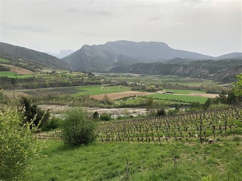 Camping De La Condamine Aire Naturelle Aire Naturelle De Camping