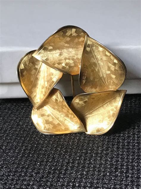 Vintage Karen Lynne 12k Gf Textured Circle Leave Whre Gem