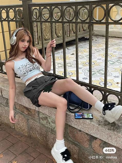 𝐫𝐮𝐛𝐲𝐣𝐚𝐧𝐞𝐥𝐮𝐯𝐫 Mia Hayward Instagram Mia Goth Instagram Mia Goth Red