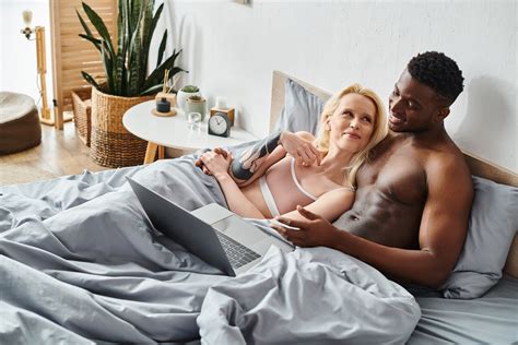 Sex On Percocet Effects On Libido Performance And Emotional Intimacy