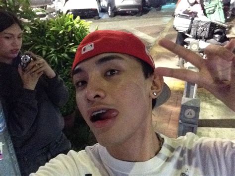 Junjun Salarzon Junjun Salarzon Added A New Photo