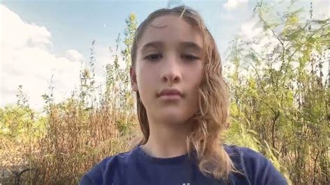 10 Hot Sexy Mssunny Saule Bikini Pics