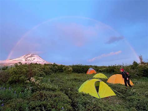 Colgate Geology Students Uncover History Of Augustine Volcano Colgate