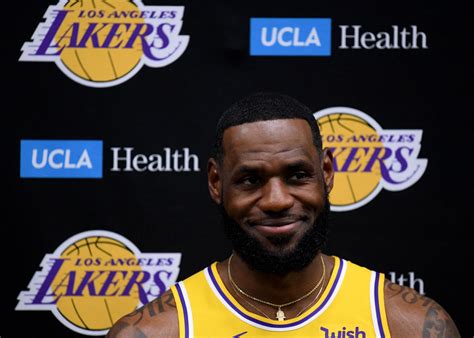 Lebron James Is Nearly Unrecognizable With His Kimbo Slice Like Quarantine Beard Pic