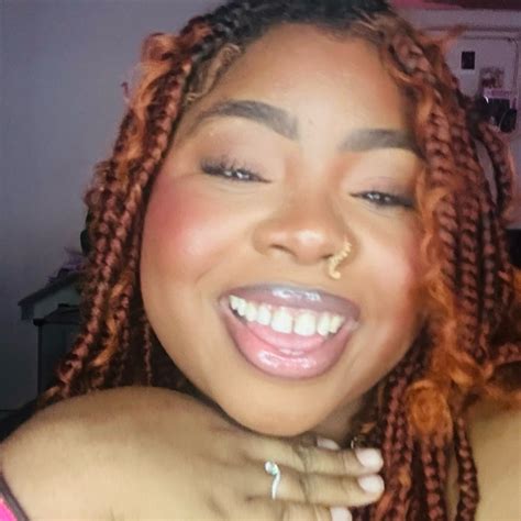 Asyia Payne Yall Hear About The Indian Lady That Spent 7 Facebook