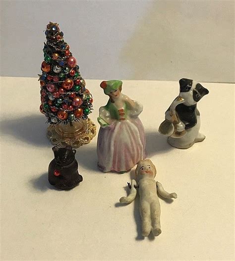 Miniature Czech Glass Purple Cat Antique Cracker Jack Animal Doll