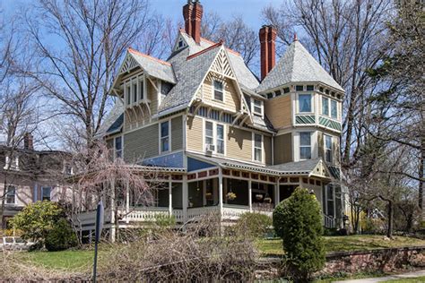 Queen Anne Paint Schemes Fabulous Queen Anne House Your Historic