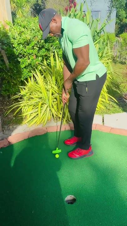 My First Time Putting Easy Par Golfing Putt Putt ⛳️ Short Youtube