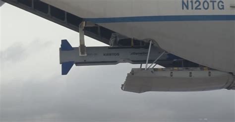 DARPA S Gremlin Aerially Launched And Recovered Drone Completes Test Flight Aerospace Testing