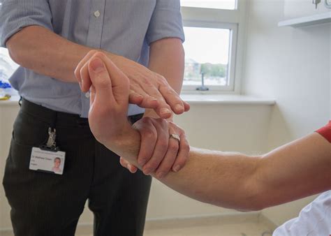 Upper Limb Neurological Examination — Medistudents