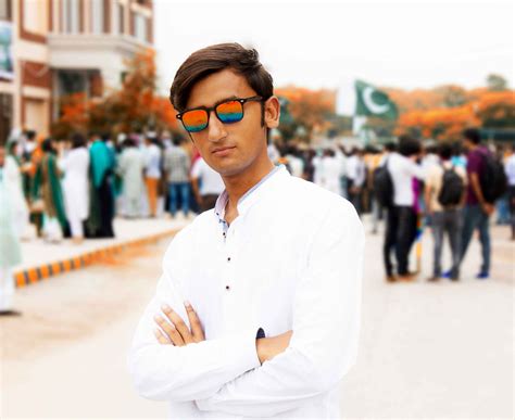 Muhammad Saad Virk Medium