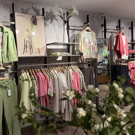 Modehaus Seeg Neustadta Bamberger Str 9 T 09161 2157
