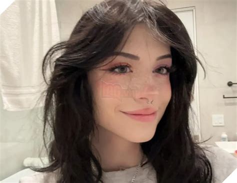 Nữ Streamer Uwu Nổi Tiếng Bất Ngờ Mất Tích Bí ẩn Khiến Cộng đồng Lo Lắng