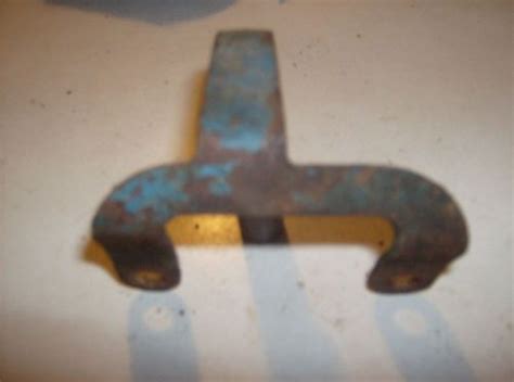 Find 318 360 Throttle Return Spring Bracket Mopar Dodge Plymouth 273 La Engines In 25704 United