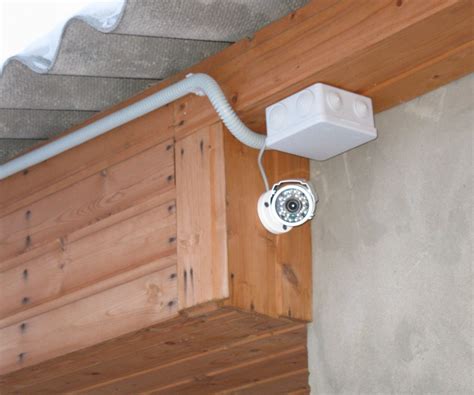 “kujdes Se Ka Kamera” Vajza Denoncon Administratoren Po Më Kontrollon Mua Dhe Familjen Gazeta Si