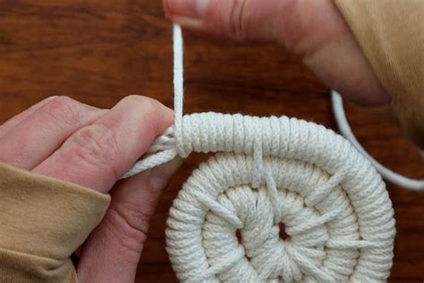 How To Make A Coiled Rope Basket Easy Diy Tutorial For Beginners