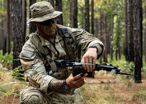 Pentagon Seeks To Acquire Rapidly Field Over 300000 Small Drones