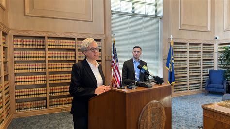 Governor Tina Kotek Watch Governor Kotek Press Conference Live 12825 Instagram