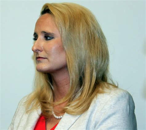 Laura Majewskis Instagram Twitter And Facebook On Idcrawl